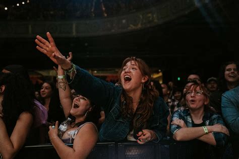 Meet Janet Eckles Canvasrebel Magazine