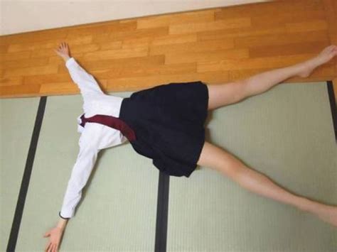 Headless Girl By Simyung On Deviantart