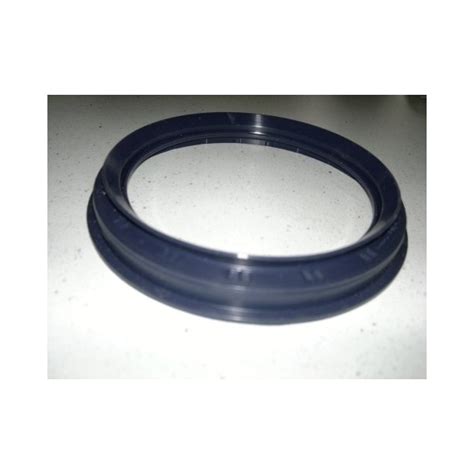 Delica L400 Rear Crank Oil Seal Suits Series 2 4m40
