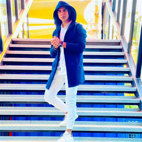 stream ziad fawzy music listen to songs albums playlists for free