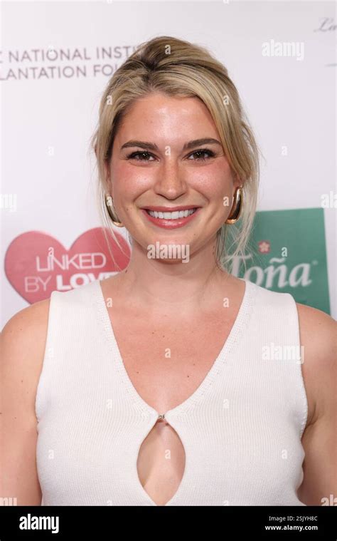 Toluca Lake California Usa 10th February 2025 Actress Simone Lewis