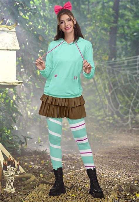 Green Outfits For Girls