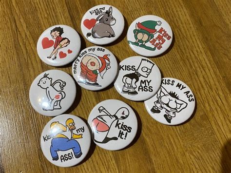 Kiss My Ass Pin Anstecker Kaufen Auf Ricardo