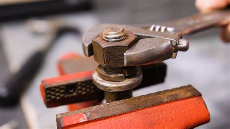 Genius Tricks To Prevent Metal From Rusting