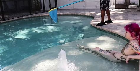 Pool Blowjob With Pedsrmeds Feat Lady Lazarus By FapHouse XHamster