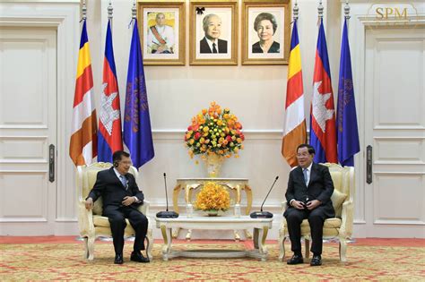 សម្ដេចតេជោ ហ៊ុន សែន អញ្ជើញទទួលជួបពិភាក្សាការងារជាមួយអតីតអនុប្រធានាធិបតីឥណ្ឌូនេស៊ី