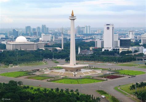 Jakarta City Tour With Batik Workshop Klook