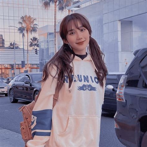 Pin Av 𝙇𝙄𝙉𝘼🧀🎀 På Vietnam Girl
