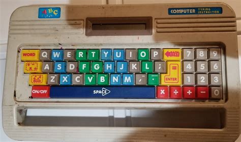 [tomt] [device] Typing Practice Electronic Device One Line Scrolling