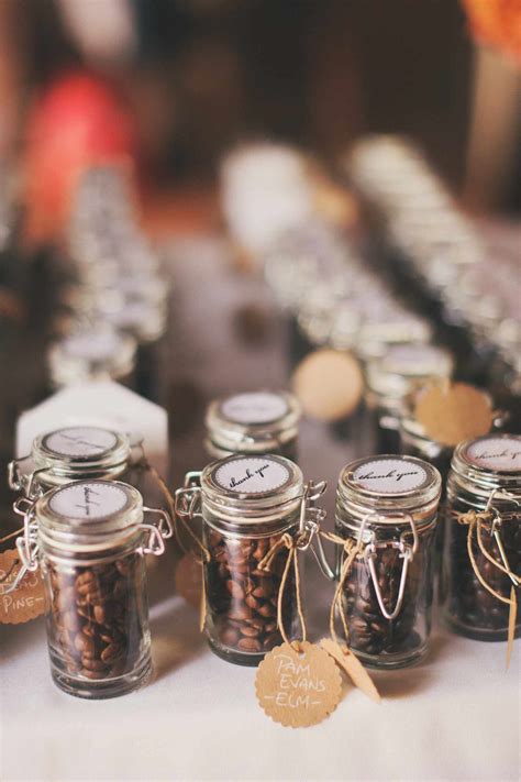 13 Diy Wedding Favors That Every Couple Can Pull Off