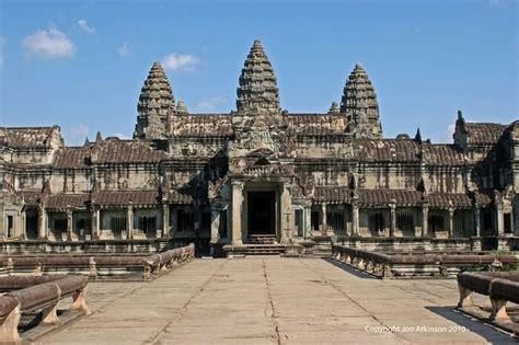 Discover The Majestic Angkor Temple In Cambodia Angkor Wat Temple