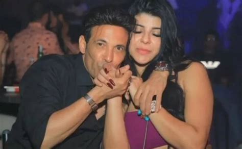 برلنتي عامر ترد على تصريحات سعد الصغير فرحت إنه بعد عني بمصايبه