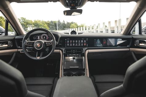 Porsche Panama Interior 2024
