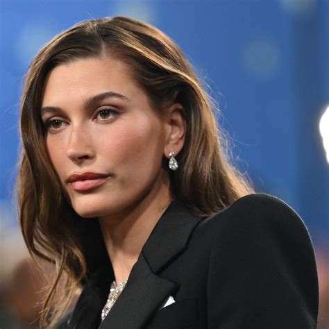 Ashley Olsen Is A New Mom To A Baby Boyand We Never Knew She Was Pregnant Marie Claire