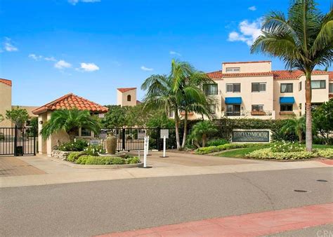 16381 Martin Ln Huntington Beach Ca 92649 Redfin
