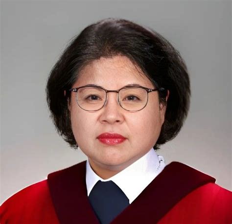 김복형 프로필 헌법재판관 서울고법 부장판사 남편 김복형 프로필 헌법재판관 서울고법 부장판사 남편