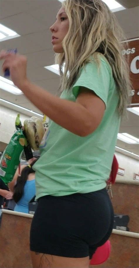 Snacks N Tats Babe 5 Pic