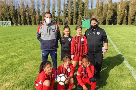 Portrait Déducateur Cyrille Prigent Formateur Et Bâtisseur