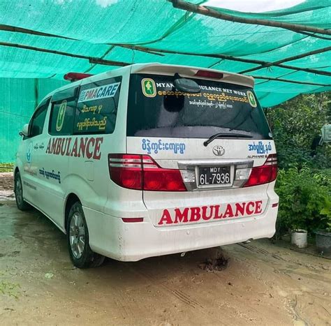ကိုရင်တွေကို ကံကောင်းတို့ အမျိုးတွေရှိရာ နေပြည်တော် တိ ဥယျာဉ်ကို လိုက