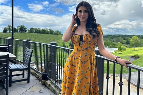 Sophia Leone Wiki, Age, BBC, Net Worth, Height, Family & More