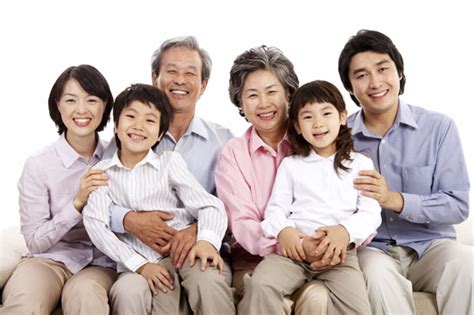 스포츠닥터 가정의 달 5월에 챙겨봐야 할 우리 가족 3대 눈 건강