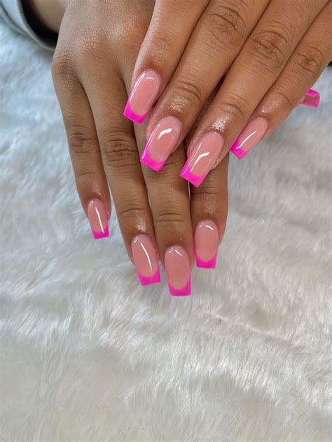 Hot Pink French Tip Nails💗 Pink Tip Nails Pink Acrylic Nails French