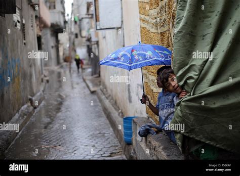 Gaza-Stadt, Gazastreifen, Palästina. 25. Oktober 2015. Palästinensische ...