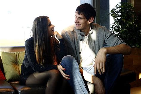 Boban Holding A Conversation Bobanholdingthings