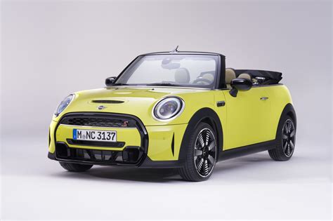 MINI Cooper S Convertible Sidewalk Prueba EstiloDF