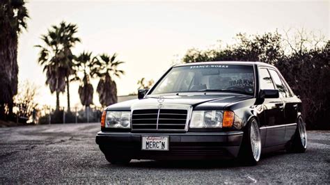 Mercedes-Benz E-Class (W124)
