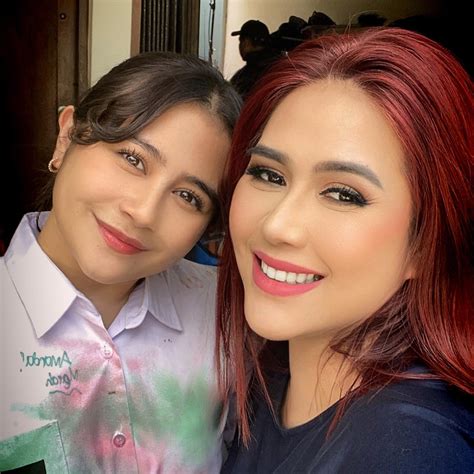 Sama Sama Awet Mudanya Ini 7 Potret Lala Gunawan Istri Gunawan