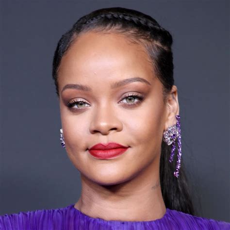 List 97 Pictures Pictures Of Rihanna Before She Was Famous Completed
