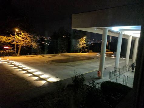 კამპუსში ინფრასტრუქტურის სარეაბილიტაციო სამუშოები დასრულდა და ჩვენი ეზო ძალიან ლამაზი გამოვიდა