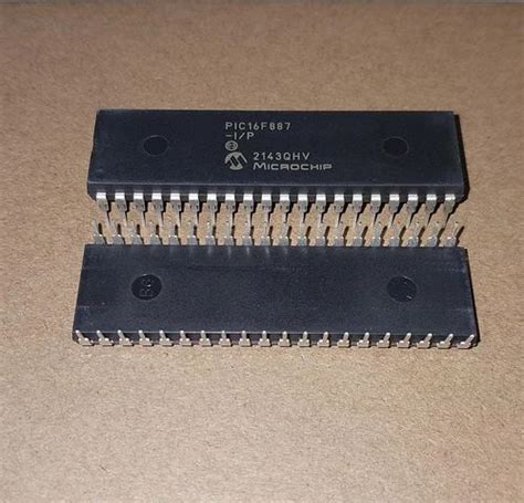 Microchip Technology 8 Bit Microcontrollers Mcu Pic16f887 Ip