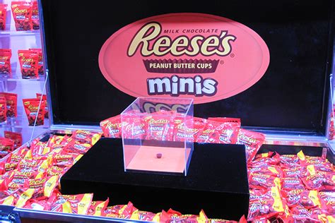 Reeses Minis Product Introduction Captivate Exhibits