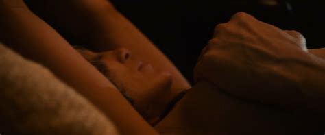 Naked Jennifer Lopez In The Boy Next Door