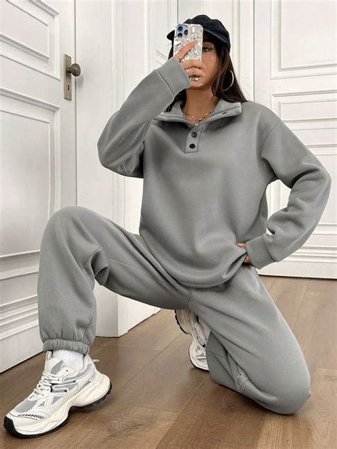 26 Gray Sweatpants Outfit Ideas That Are Stylish Comfy And Chic