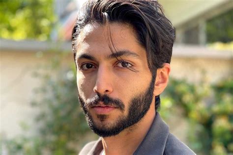 تصاویر بیوگرافی و عکس های شخصی و زندگی خصوصی کیسان دیباج