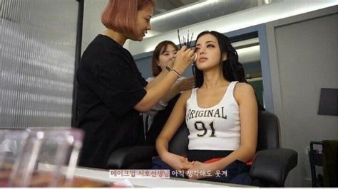 메이크업 아티스트 아이돌 인성 폭로 레전드 ㄷㄷㄷ
