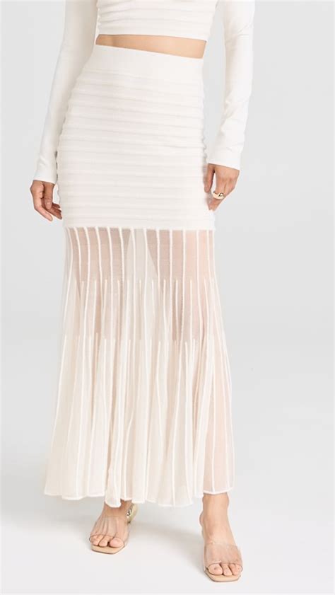 Alexis Isabella Feet