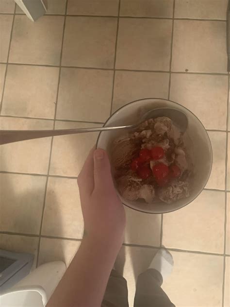 Comically Large Spoon Rsecretteensociety Comically Large Spoon Rsecretteensociety