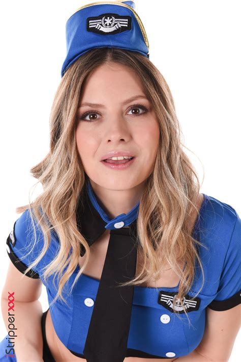 Rebecca Volpetti In Istripper Set Air Sex One Rebecca Volpetti