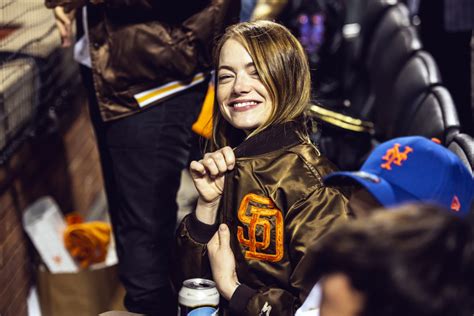 Emma Stone Reacts On Jumbotron After Being Booed At The New York Mets Game