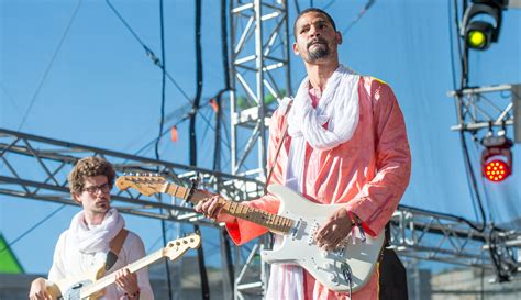 Mdou Moctar Breaks Out The Wah For Sizzling New Song Nakanegh Dich