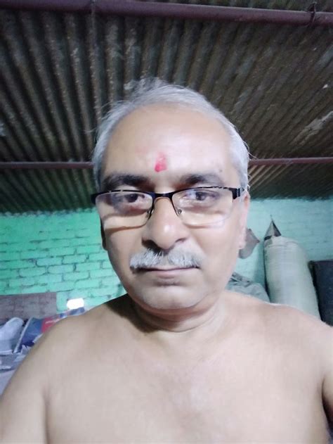 I Am 57 Years Old Honest Man Old Man Pictures 30 Year Old Man Guy