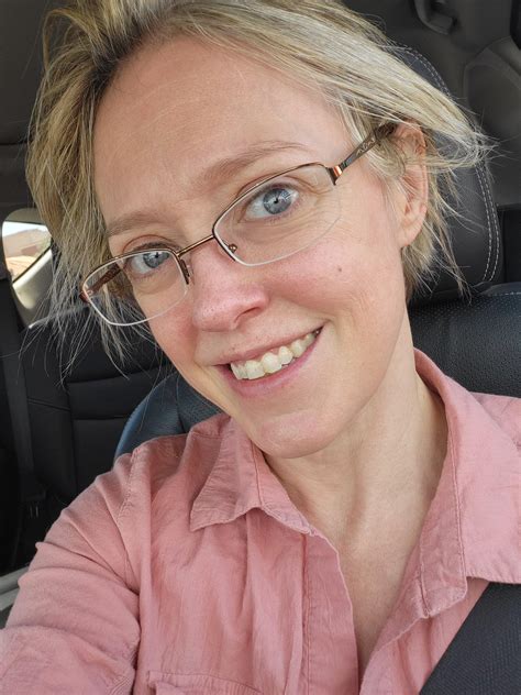 Dee Williams R Nomakeupporn