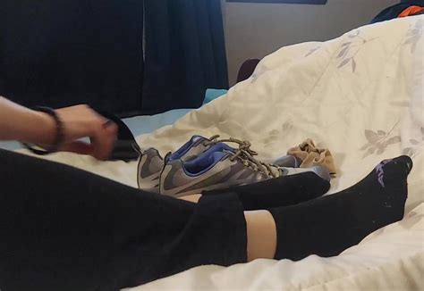 I BOUGHT NEW TRAIL SHOES By JaneDoesFeetAndToes On DeviantArt