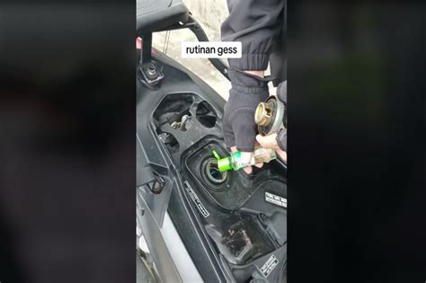 Viral Bensin Motor Dicampur Minyak Kayu Putih Ini Efeknya