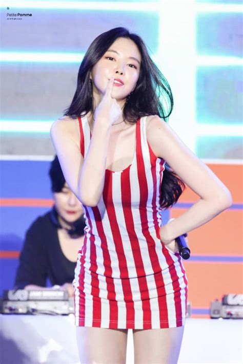 빨간 줄무늬 원피스 손나은 인스티즈 Instiz 이슈 카테고리