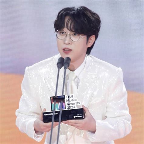 안성훈 팬덤 김호중 소속사에 결별 요구2차 피해 발생 안 돼